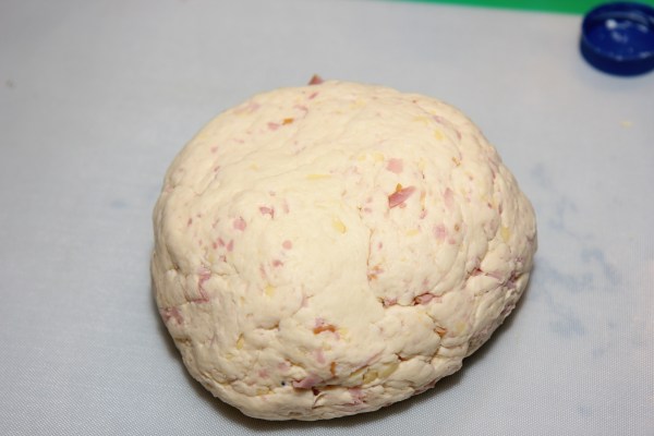 Savoury Damper Rolls | Itchin' Kitchen