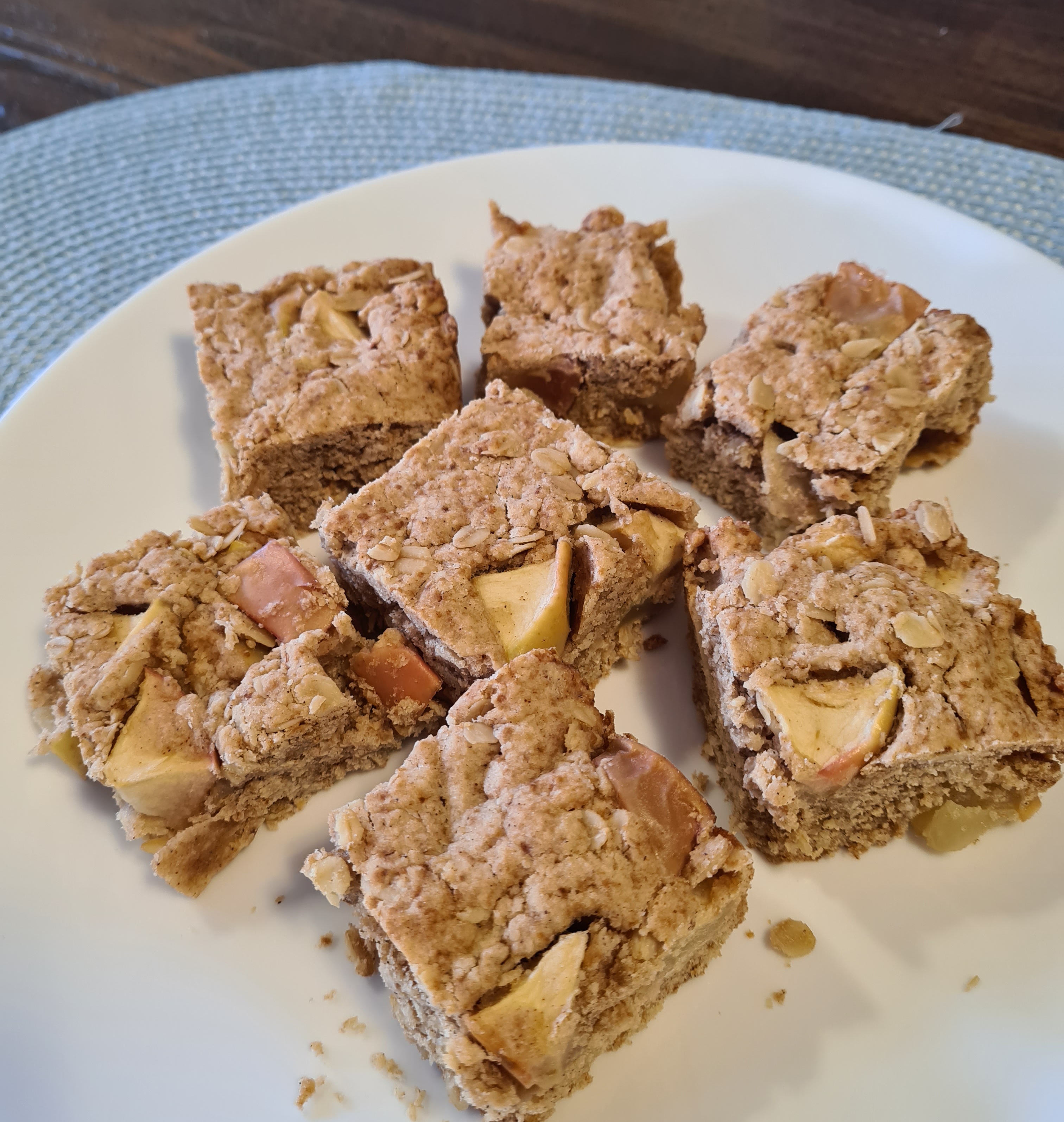 Lunchbox Apple Slice | Itchin' Kitchen